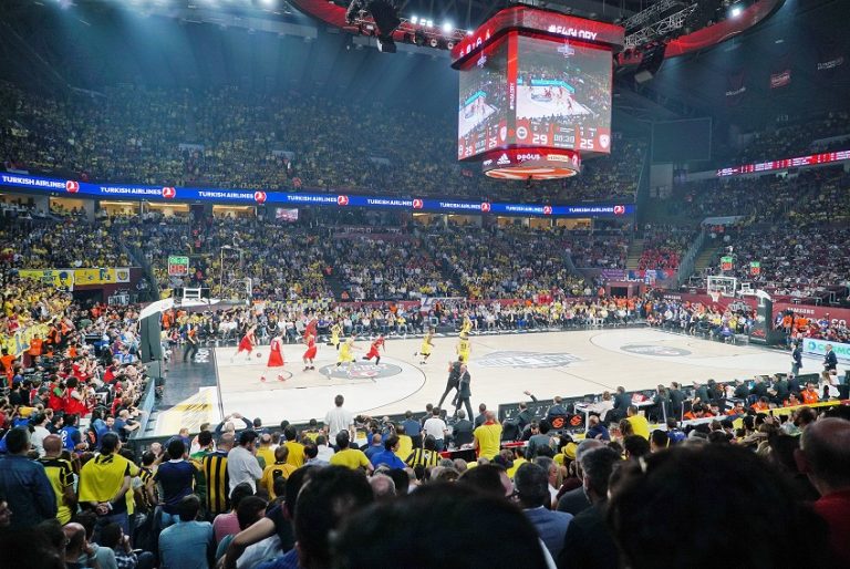 Philips Lighting installs its first LED stadium lighting system in ...